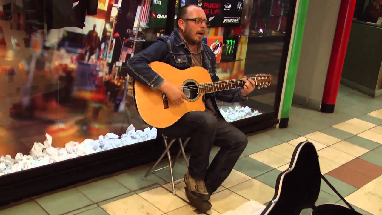 Viajaré, viajarás - Rodrigo Quevedo - YouTube