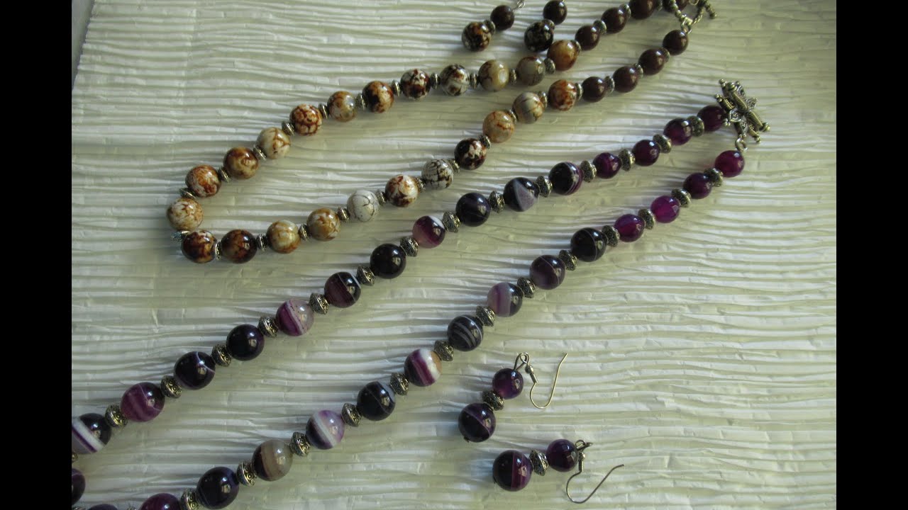 Beaded necklace on thread tutorial - YouTube