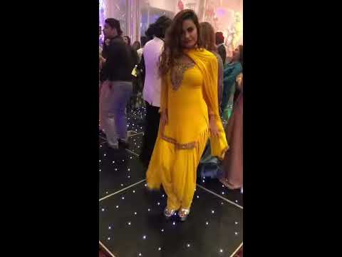 Girl dance video // Kwai video // hot dance. - YouTube