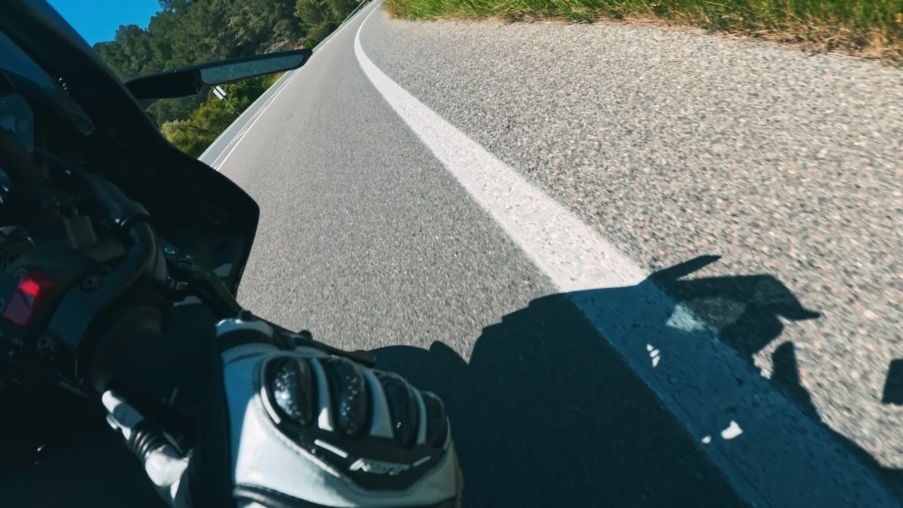 YAMAHA R7 ON A STREET RIDE - YouTube