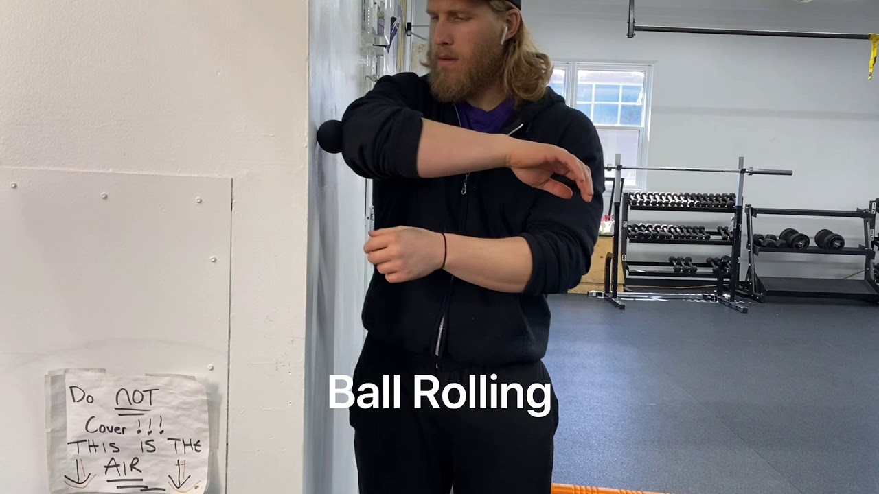 Tricep Mobility Preparation - YouTube