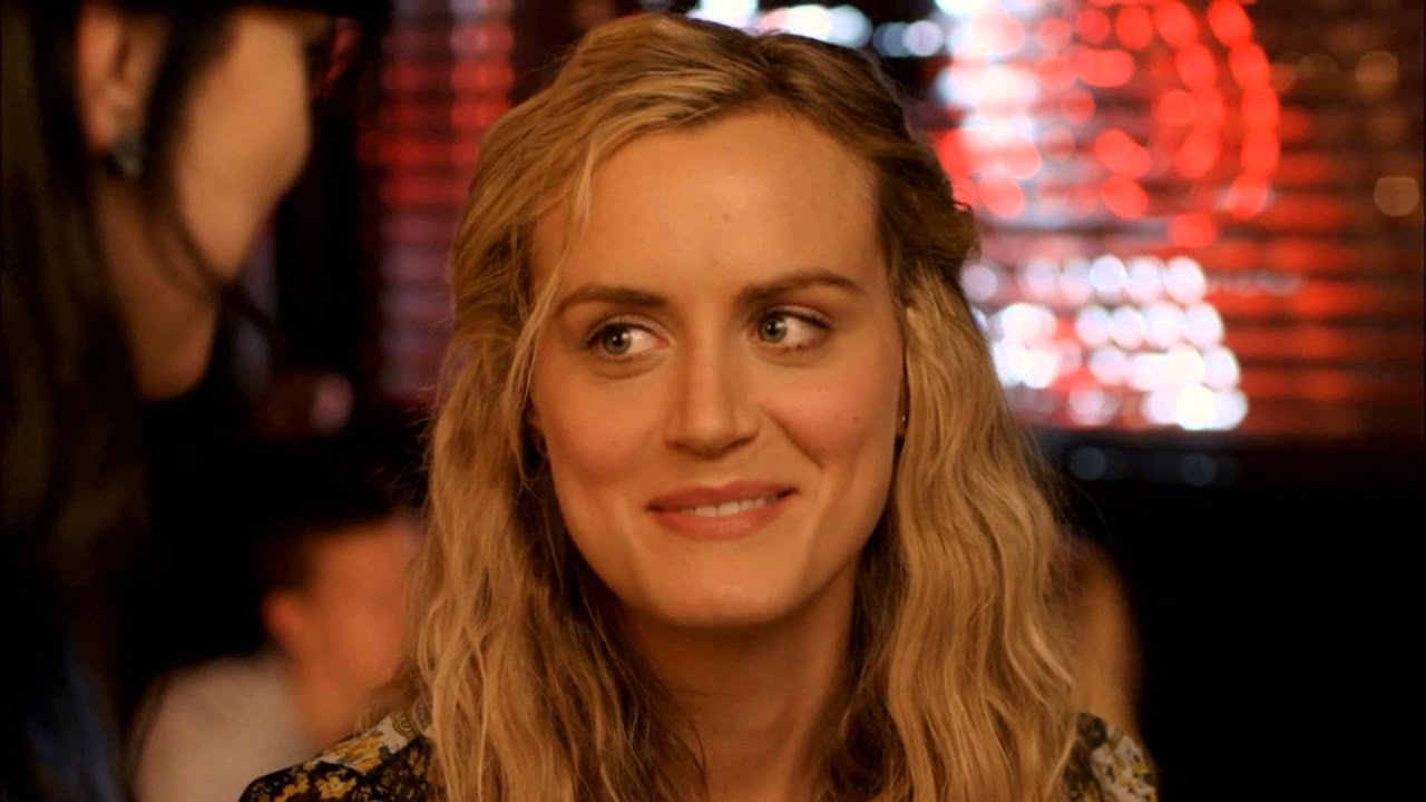 Piper and Alex | Where Are Ü Now | Orange Is The New Black - YouTube