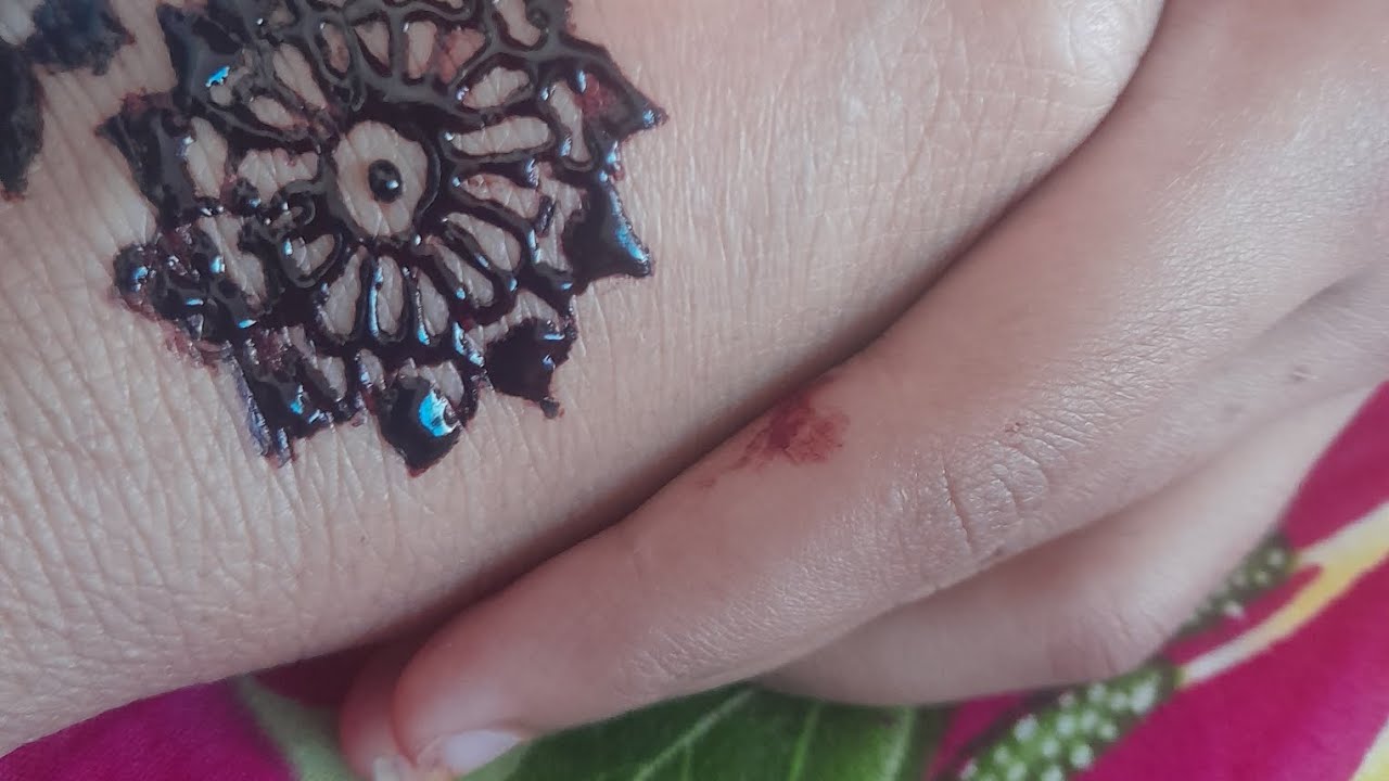 Simple Neha mehendi Degine#youtube#viralvideo#vlogs - YouTube