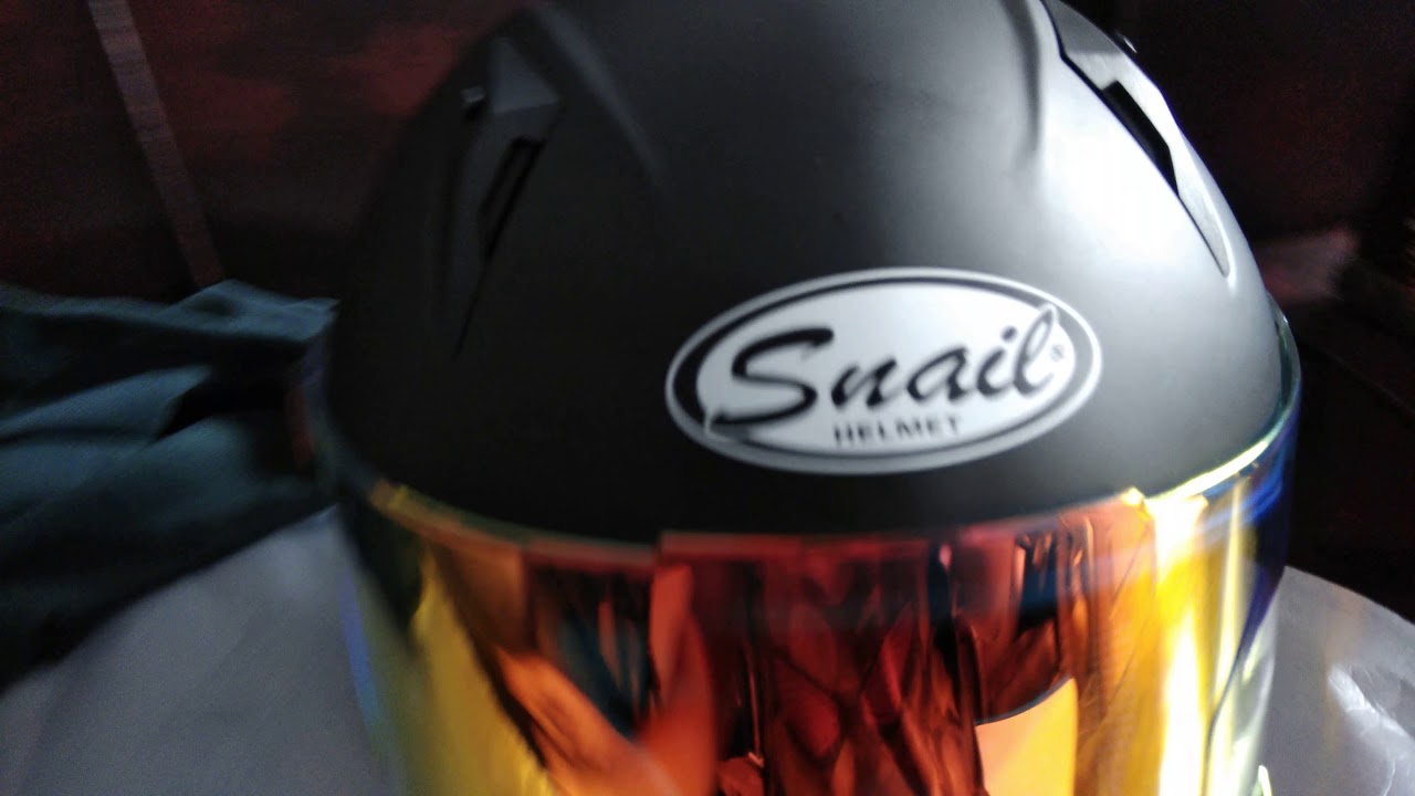 #7 Unboxing Helm | SNAIL FFS1 black doff visor Revo Red - YouTube