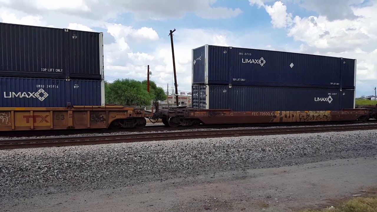 Cool freight train catch! - YouTube