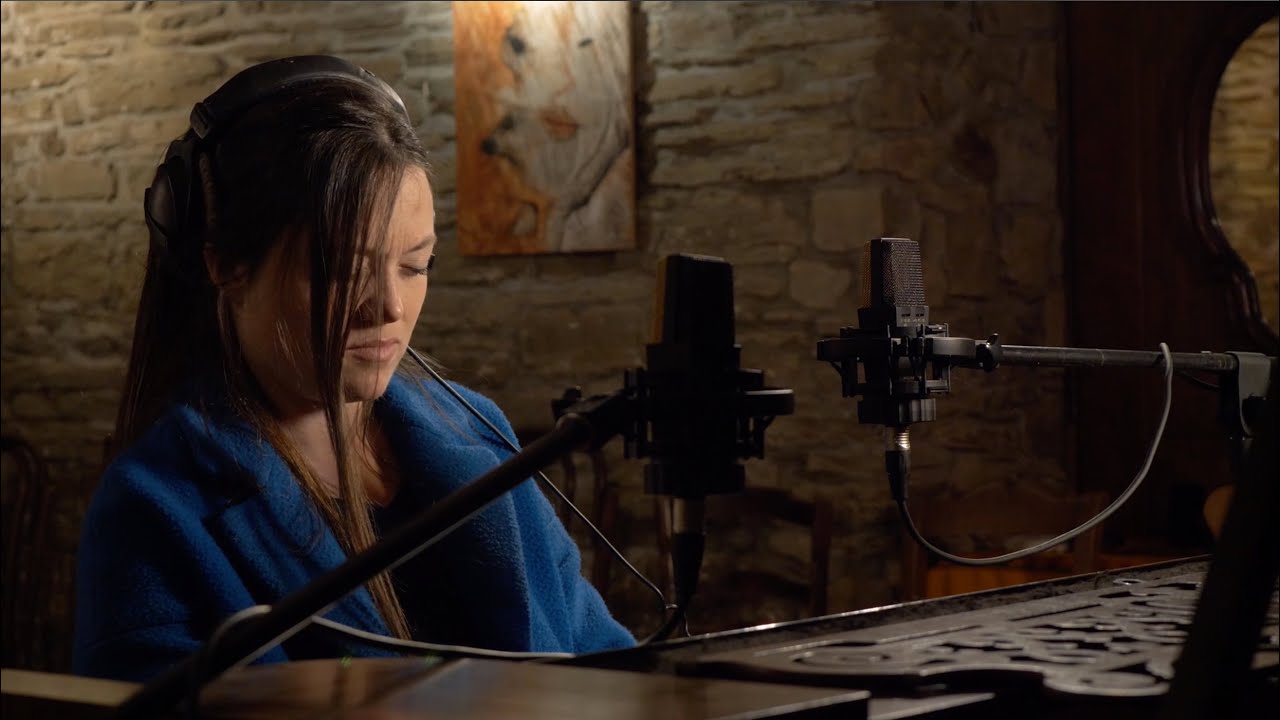 Mathilde Renault - The view - Teaser - YouTube