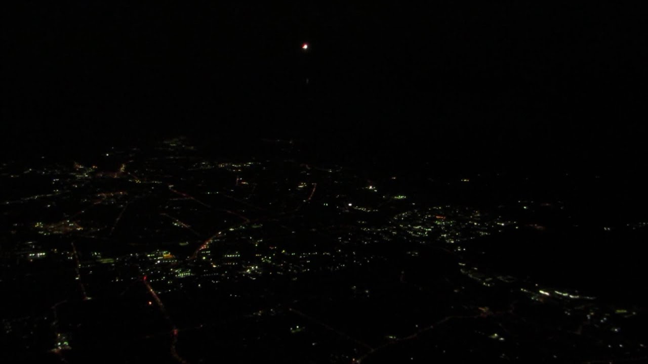 Singapore Airlines SQ 242 SYD - SIN Departure - YouTube