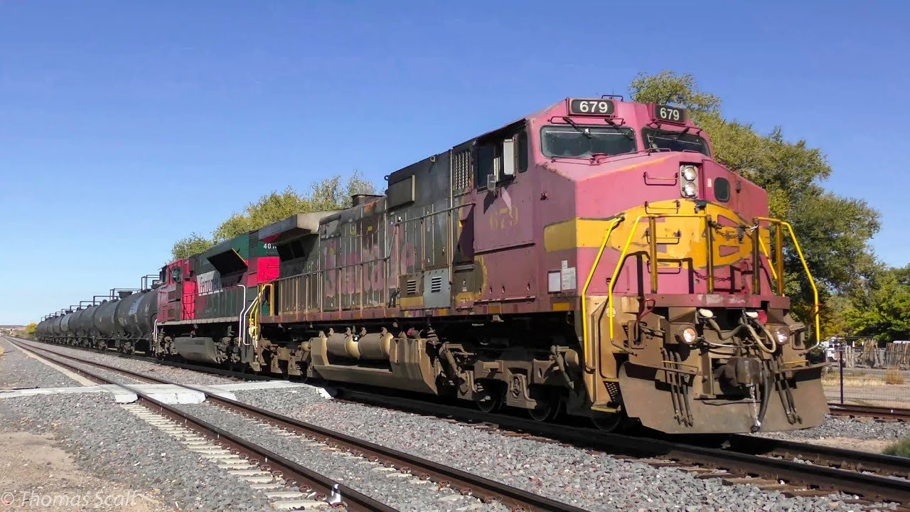 BNSF 679 and FXE 4018 on the Rosario Train - YouTube