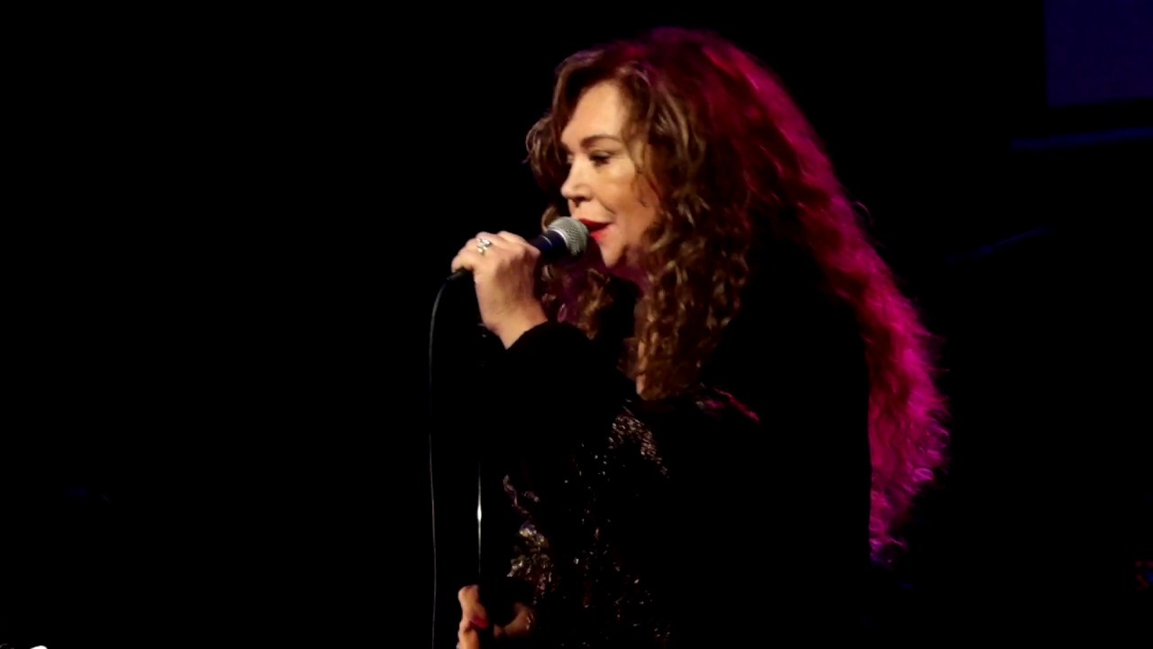 Ελένη Δήμου ~ Σ'αγαπώ (Rythmos art theater 23-3-2019 ) - YouTube