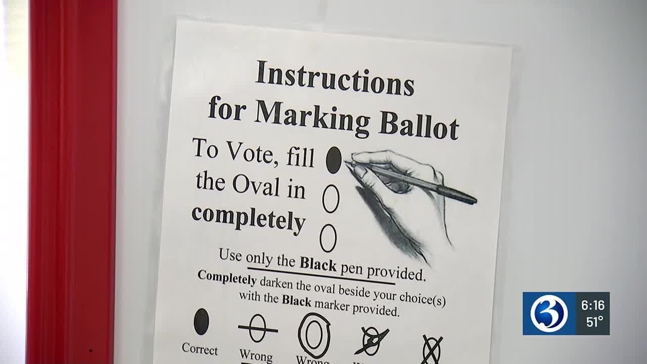 300,000 votes casted so far in early voting in Connecticut - YouTube