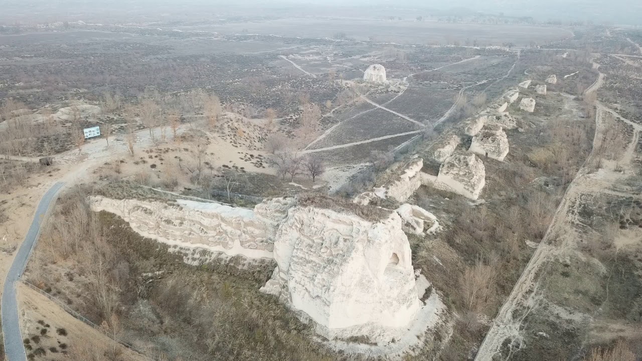 大夏皇帝赫連勃勃によって築かれた統万城（遺跡）ドローン空撮、Tongwan City,capital of Daxia,Helian Bobo ...