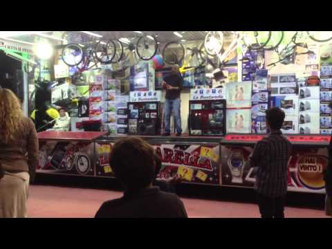 La bustarella(caccia al premio)