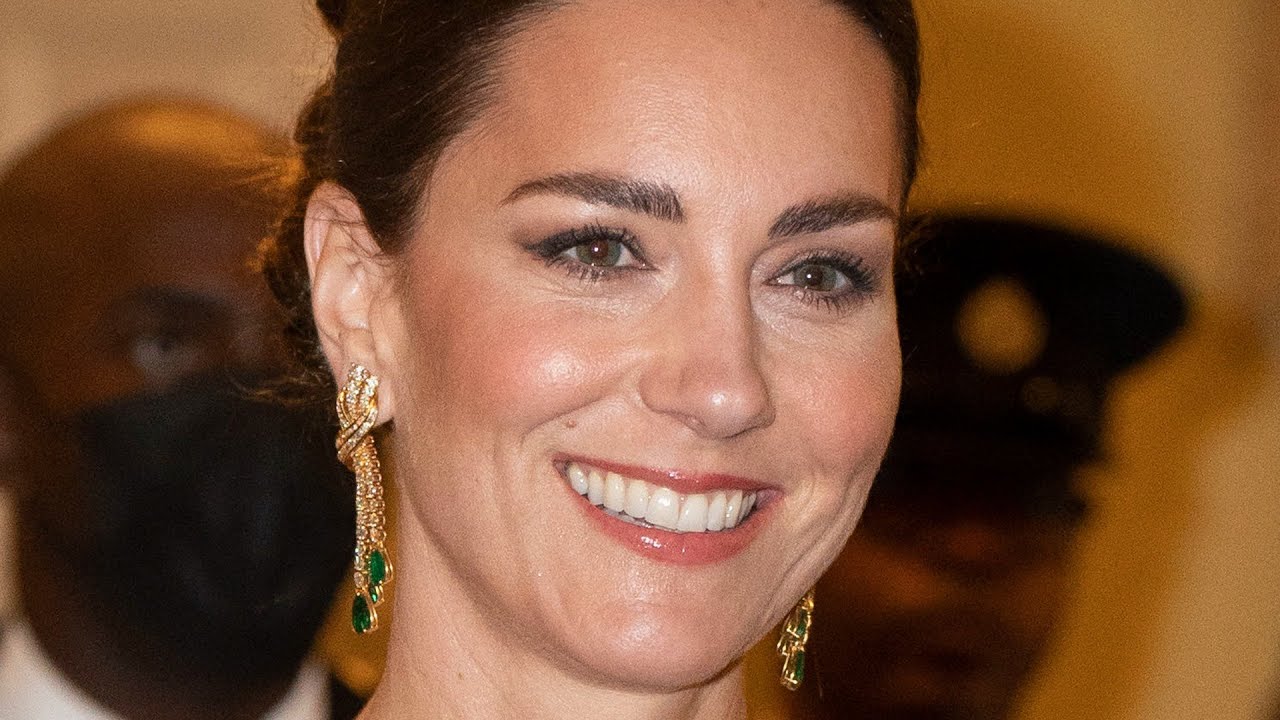 The Biggest Rumors About Kate Middleton's Health Scare - YouTube