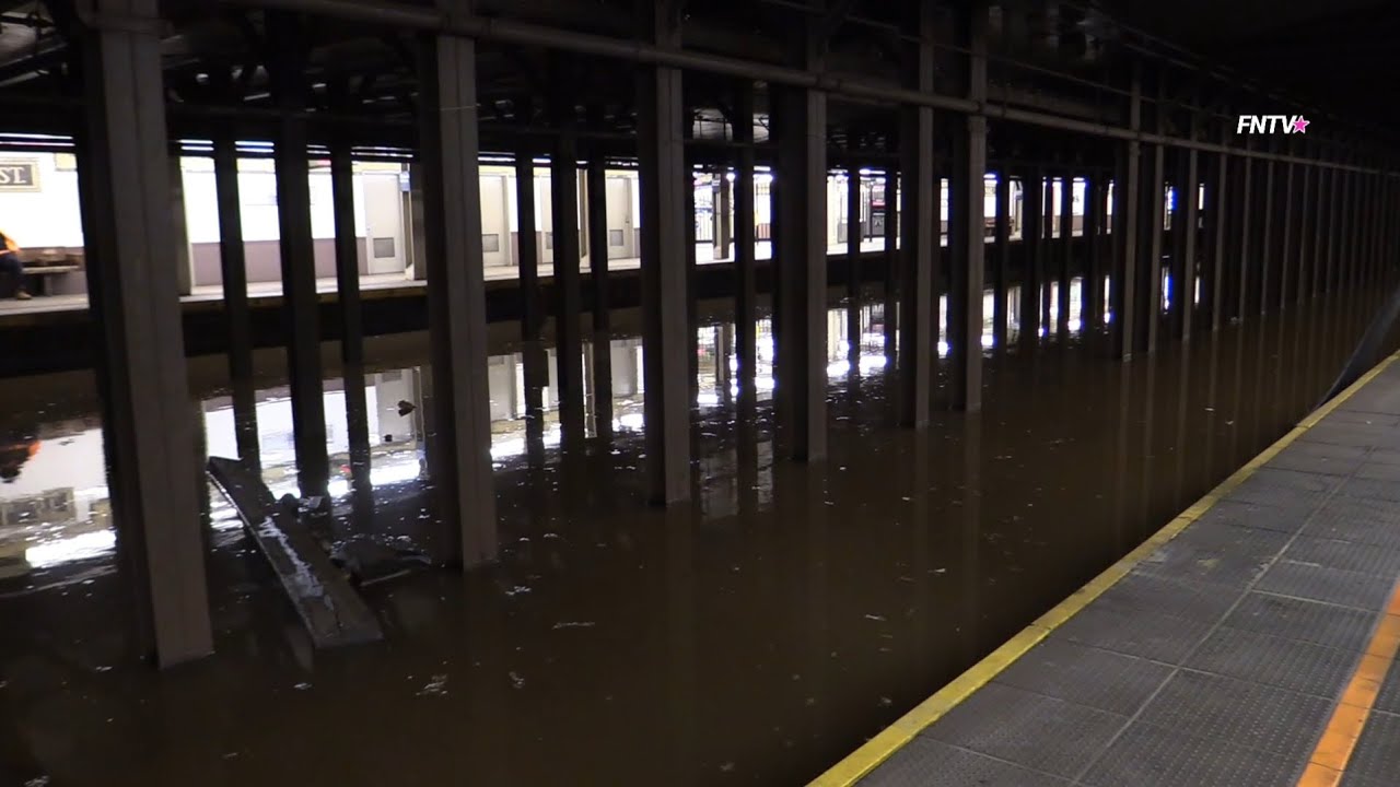 Manhattan Subway FLOODED after Watermain Break at Canal Street Station ...