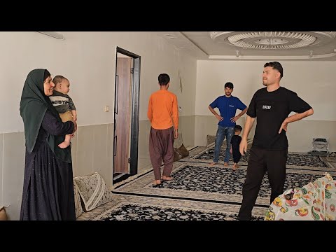 Ashraf and the children left home; the hardest day of Hashem's life