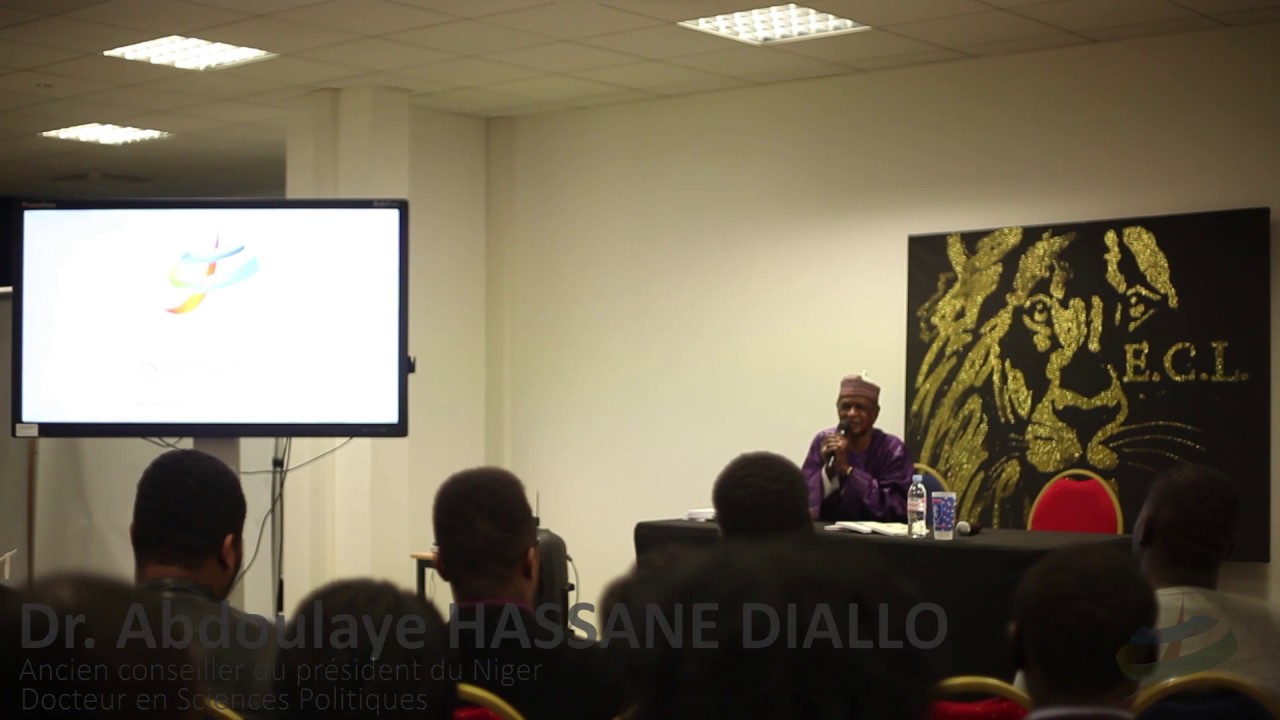Conférence du Docteur Hassane Diallo - YouTube