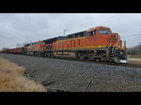 11/14/2021 BNSF 3728, BNSF 6580 @TrainswithAndy - YouTube