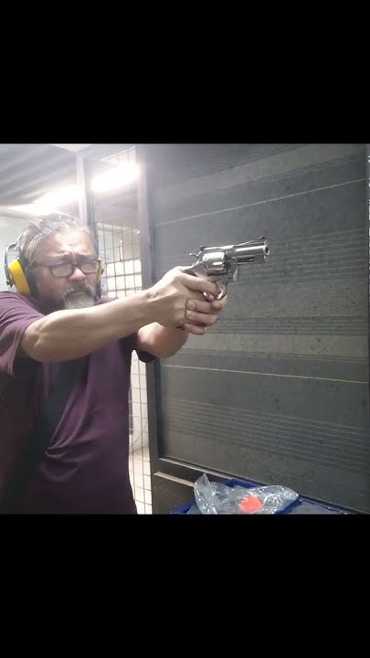 Colt Python 3 inch barrel - YouTube