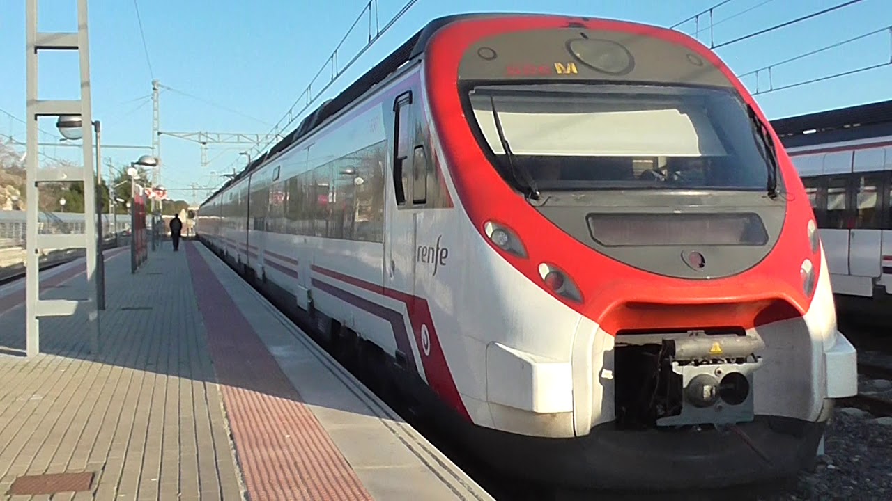 Renfe Cercanias - Linea C4 Colmenar Viejo operado con tren Civia 465 ...