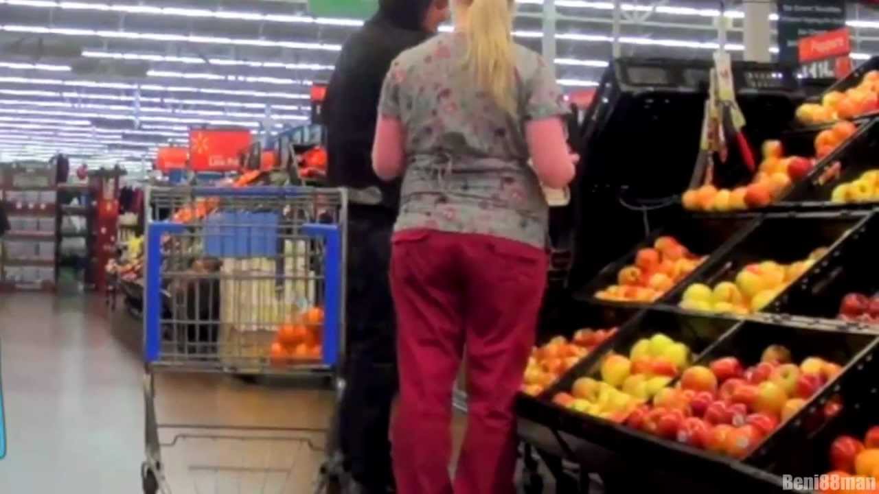 FARTING ON FOOD PRANK - YouTube