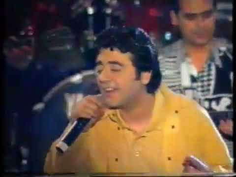 Βασιλης Τερλεγκας - Στο μισο τσιγαρο Live 1997 - YouTube