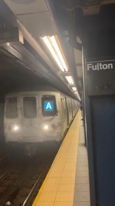 Inwood - 207th bound R46 (A) Train entering Fulton St. #train #subway #ind #mta #nyc #transit ...