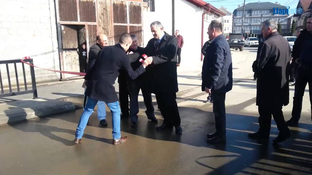 Prerja e shiritit ne perurimin e ures tek Lumi LLAP - YouTube