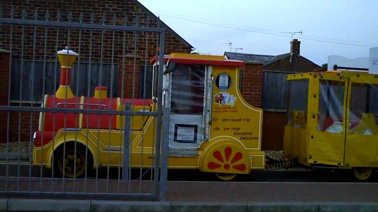 The Searles Road Train at Hunstanton (2012) - YouTube