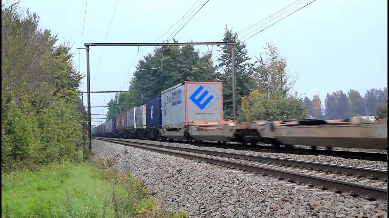 Class 66 with the biggest train horn in the world. - YouTube