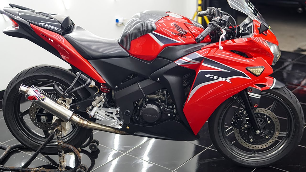 Cinematic Honda CBR 150R CBU KPP - YouTube
