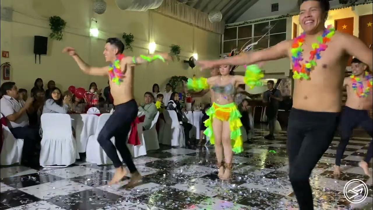El mejor baile sorpresa Samba mis xv paola - YouTube