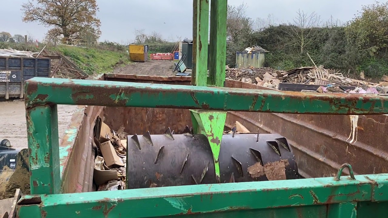 Bergmann Static Roll Packer - YouTube