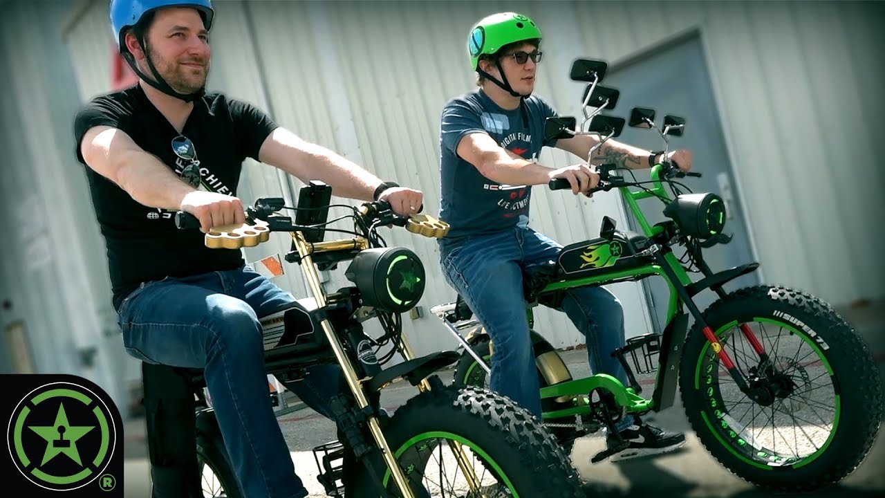 RACING CUSTOM BIKES - YouTube