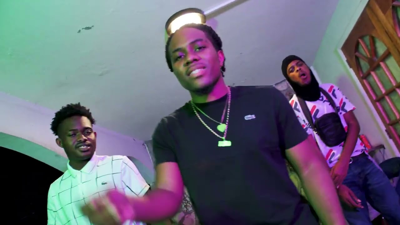 Roro - Rainy Lane Feat DaRealMaks x Dah Drakko (Official Music Video ...