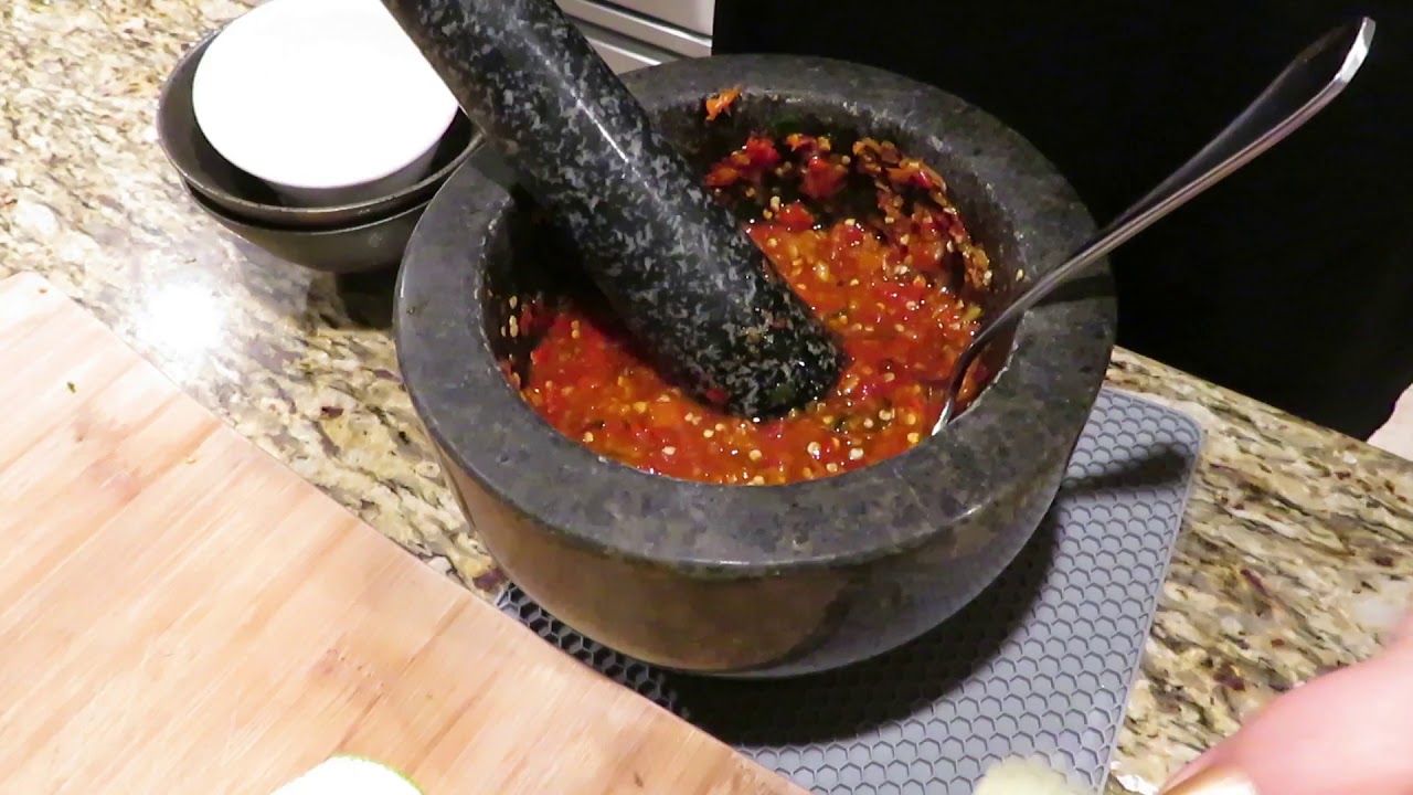 Gigi's Lao Kitchen: Lao food: How to Make Jeow Som / Spicy Sour Sauce ...