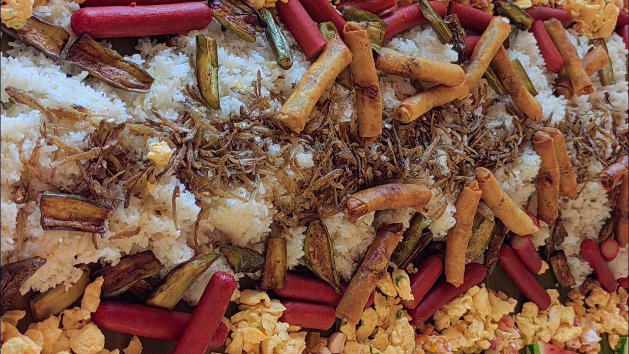 BUDOL FIGHT | FILIPINO STYLE OF EATING TOGETHER WITH SMILE - YouTube