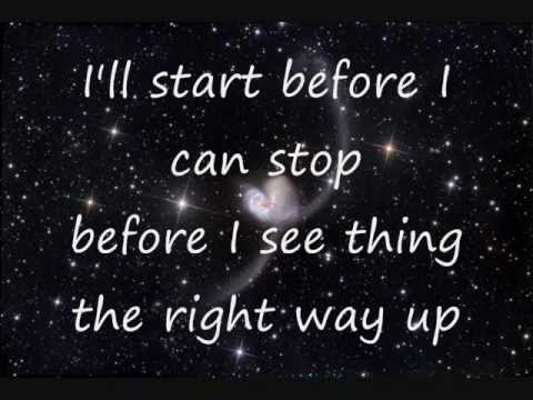 Coldplay - Speed of sound (lyrics) - YouTube