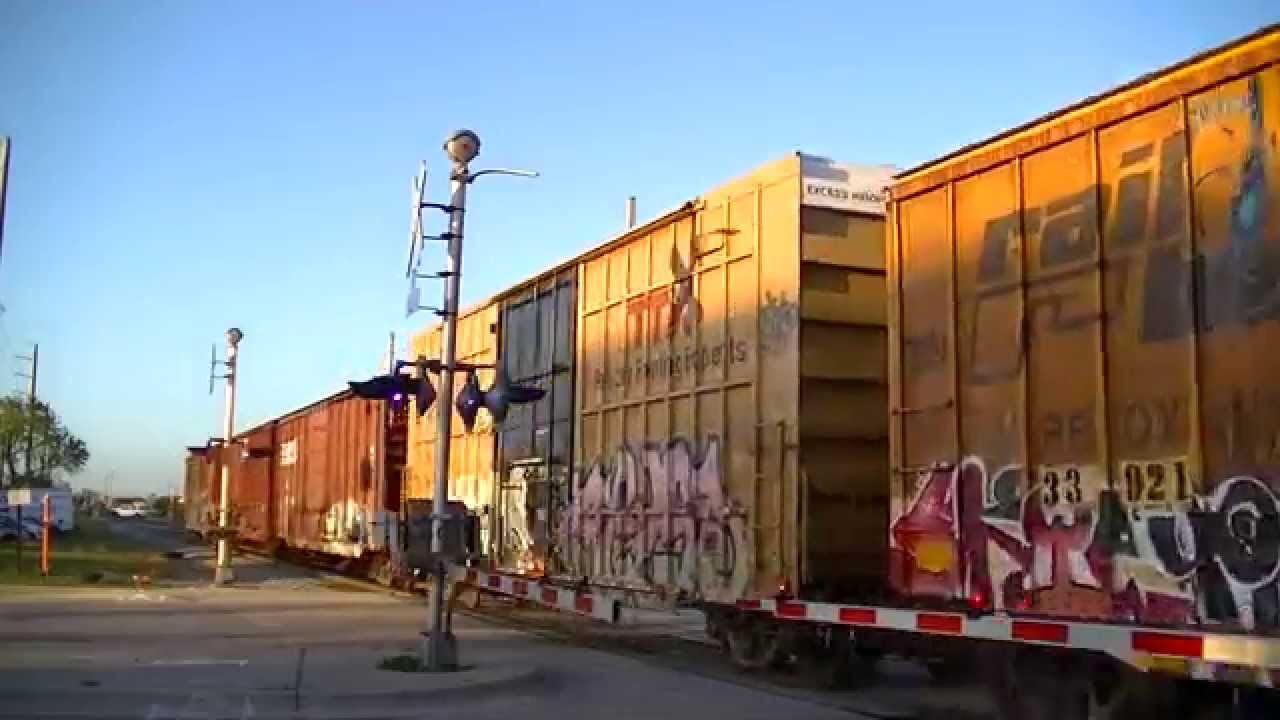 FEC Freight Train 1673 - YouTube