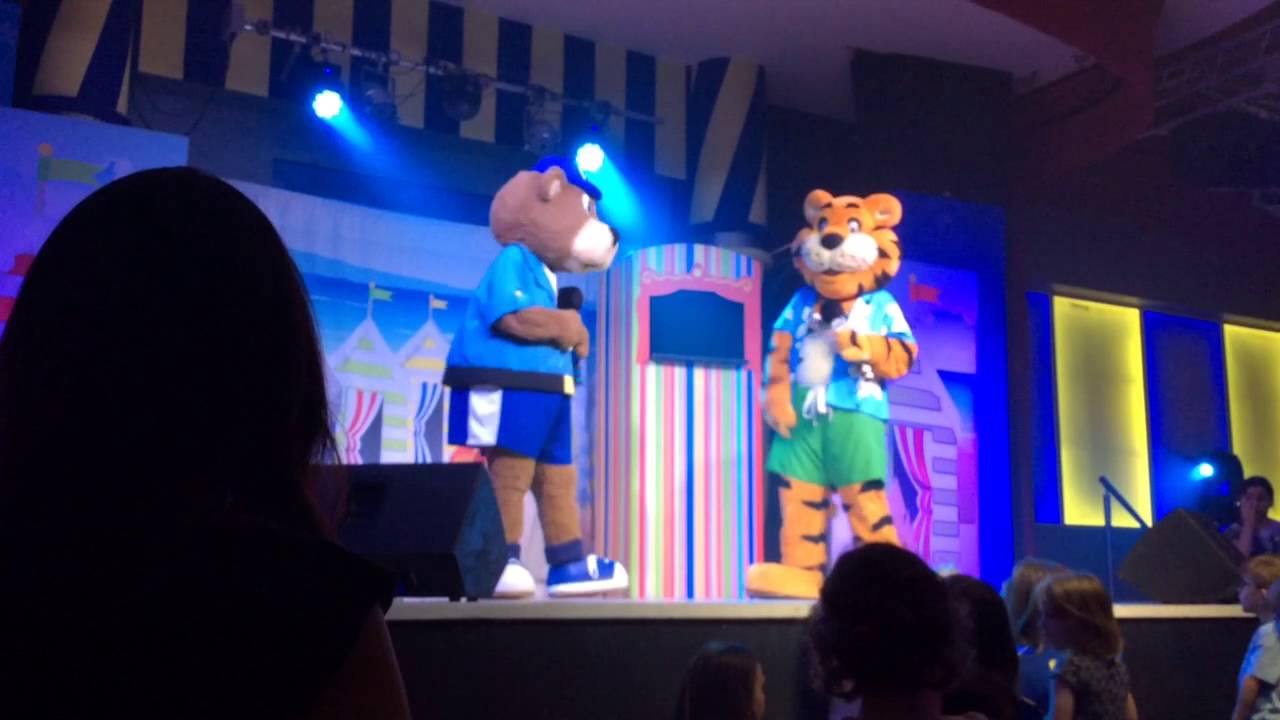 Get down with the seaside squad at Haven Rockley Park ) 2016 - YouTube