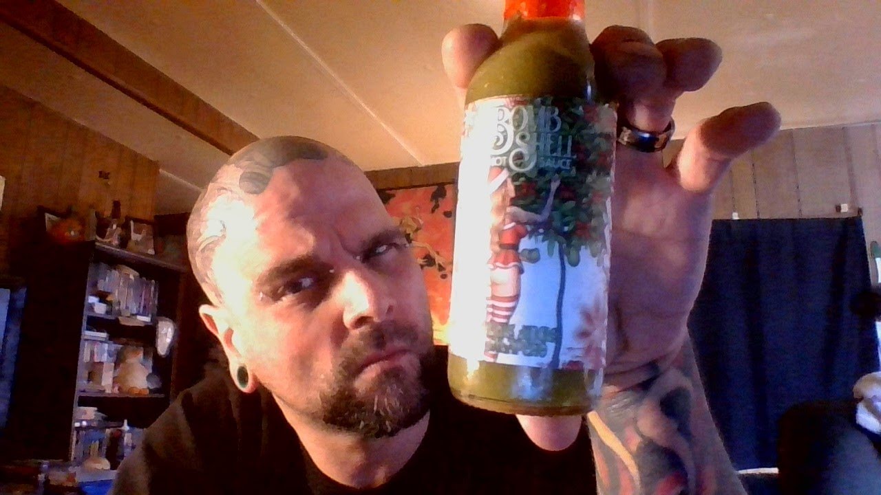 Bombshell Jingle Jingle jalapeno hot sauce review with a bonus one chip ...