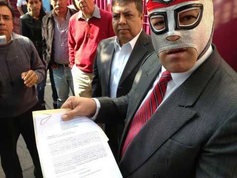 OCTAGON PIERDE EL PERSONAJE. "LE GANA AAA EL JUCIO " - YouTube