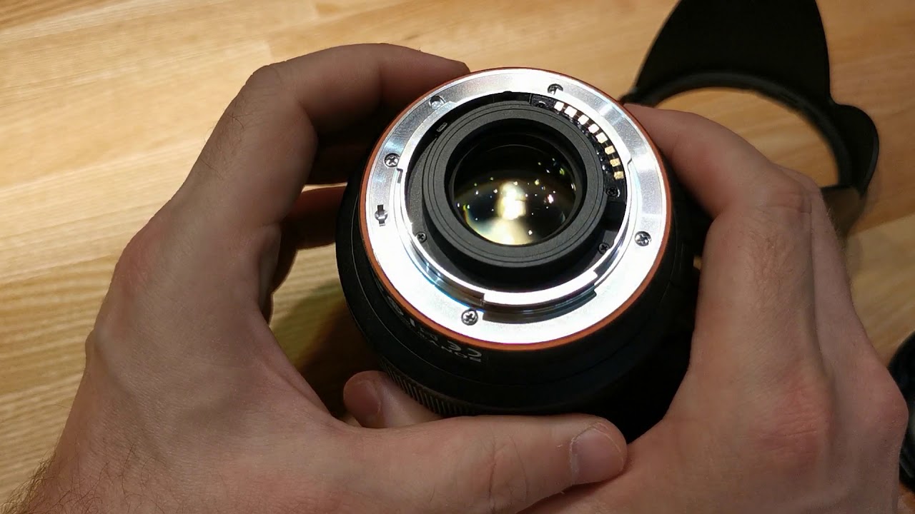 Объектив Sony SAL1650 - YouTube