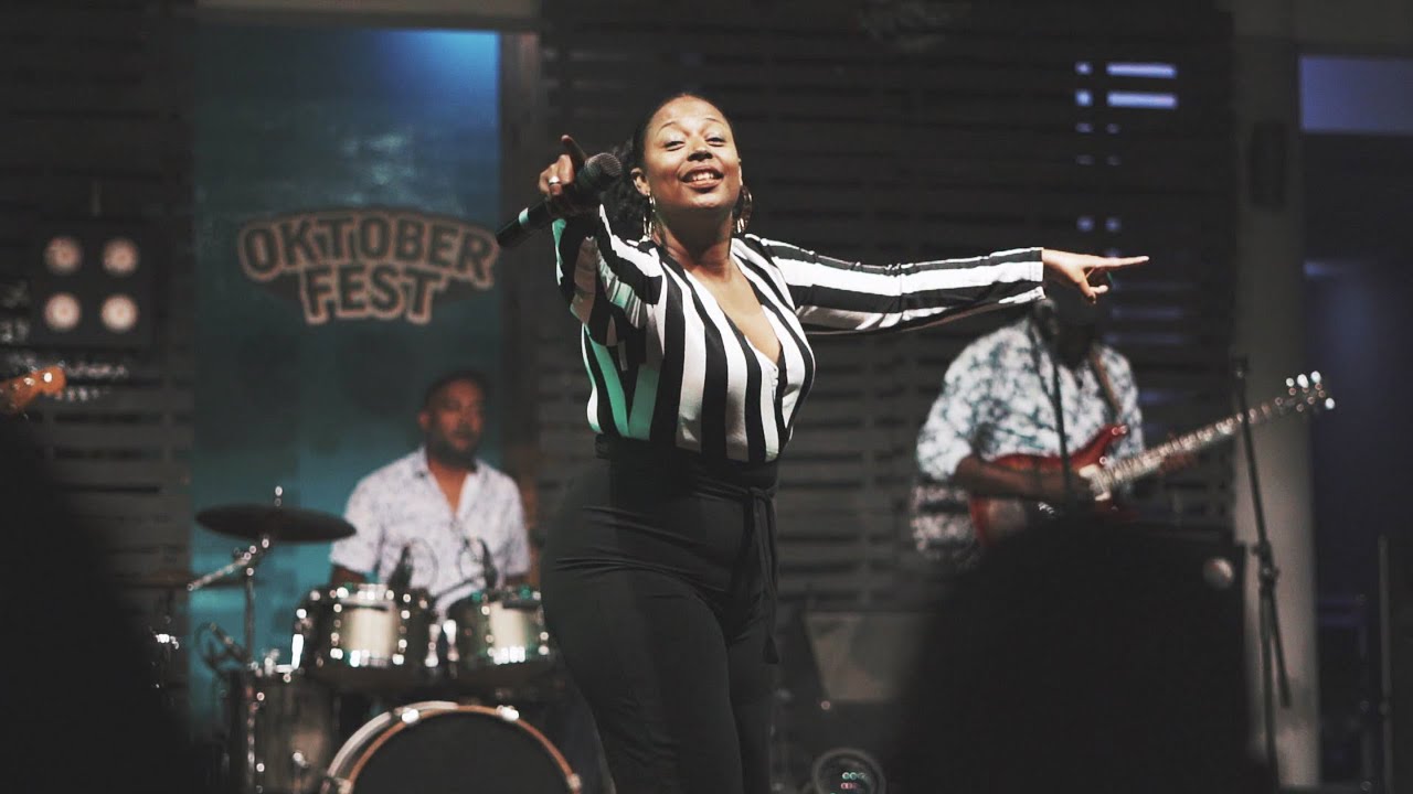 Linzy Bacbotte - Medley (live) - YouTube