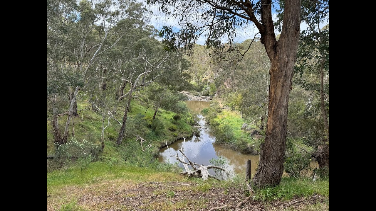 Footprints on the Landscape - the Willis Brothers - Squatters on the Plenty River in 1837 - YouTube