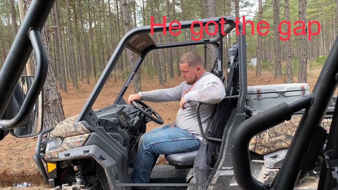 Teryx vs defender xmr drag race - YouTube