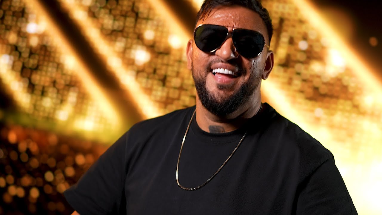 Costel Biju - M-am nascut direct la VIP [Videoclip Oficial] 2023 - YouTube