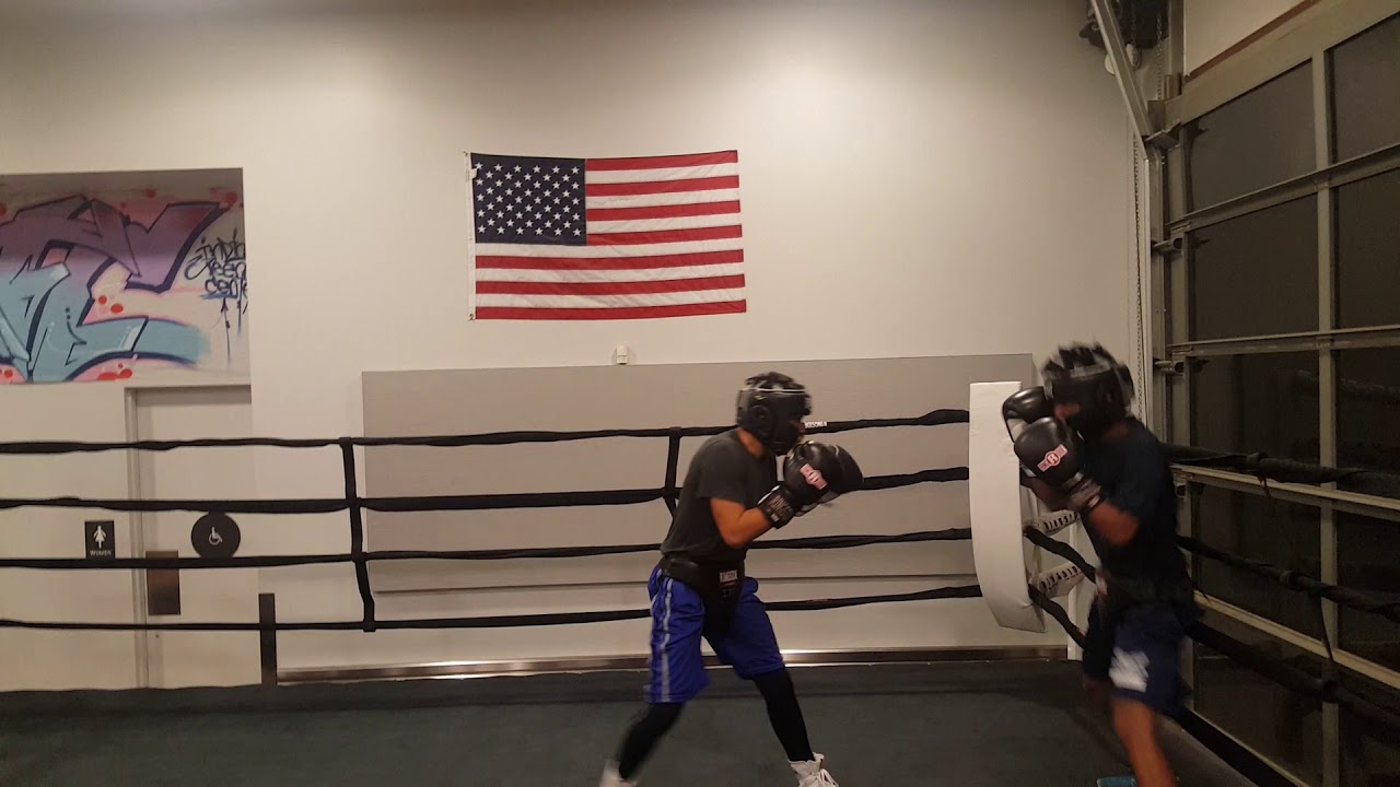 Davoy vs Alan Quezada of Indio teen center boxing sparring session 2 ...
