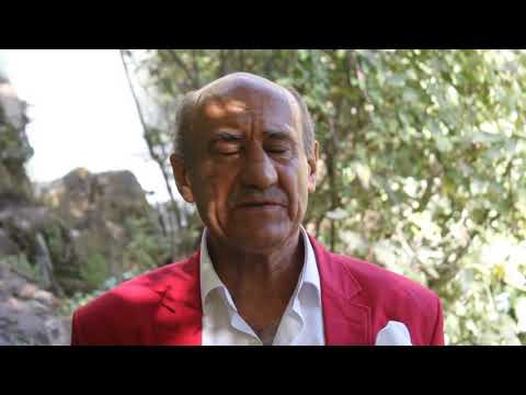EYÜP SATICI Ellerini çekip benden