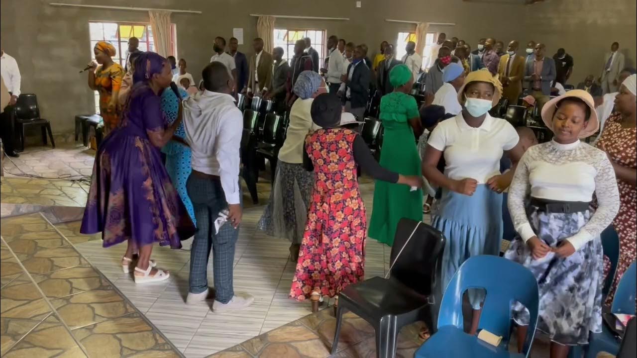 Song: Kwazama, zama umhlaba , ngempela lo, uyiNdodana - YouTube