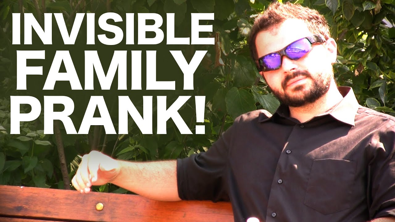 INVISIBLE FAMILY PRANK | OLegendStudios - YouTube